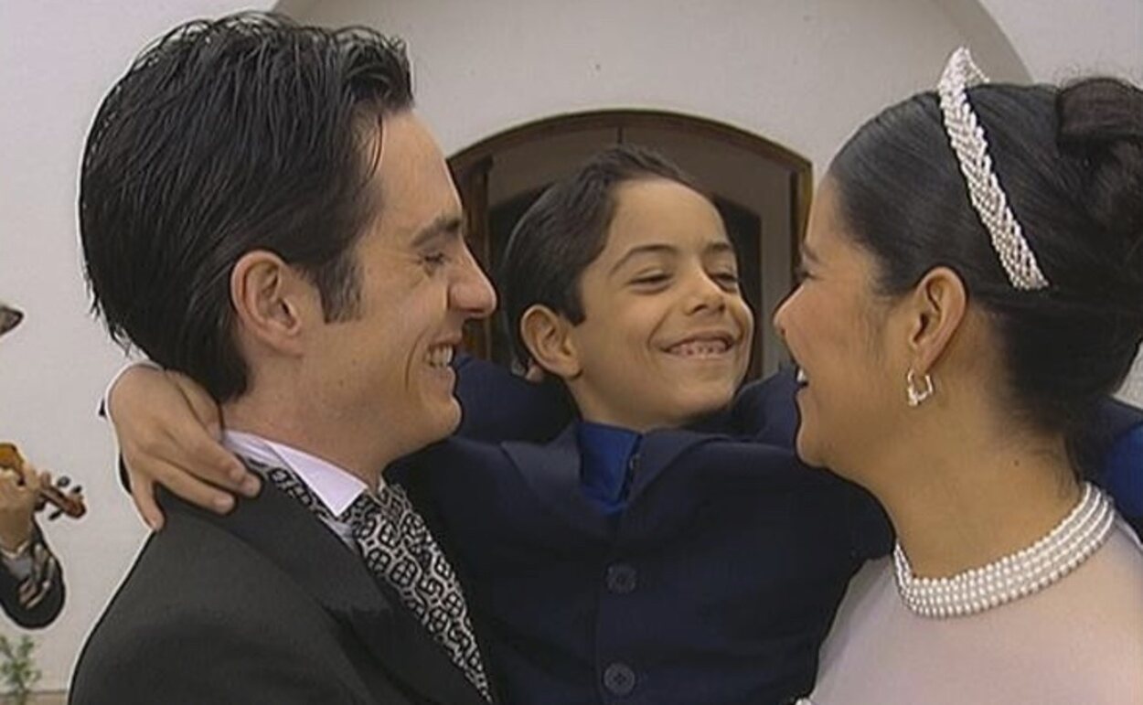 ¿Recuerdas al niño de la telenovela 'Amarte así, Frijolito'? Ahora está ...